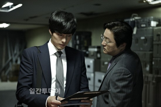 '아저씨' 냄새 물씬 나는 '회사원' 소지섭