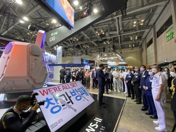 LIG넥스원, 근접방어무기체계(CIWS-II) 핵심 기술력 선보여